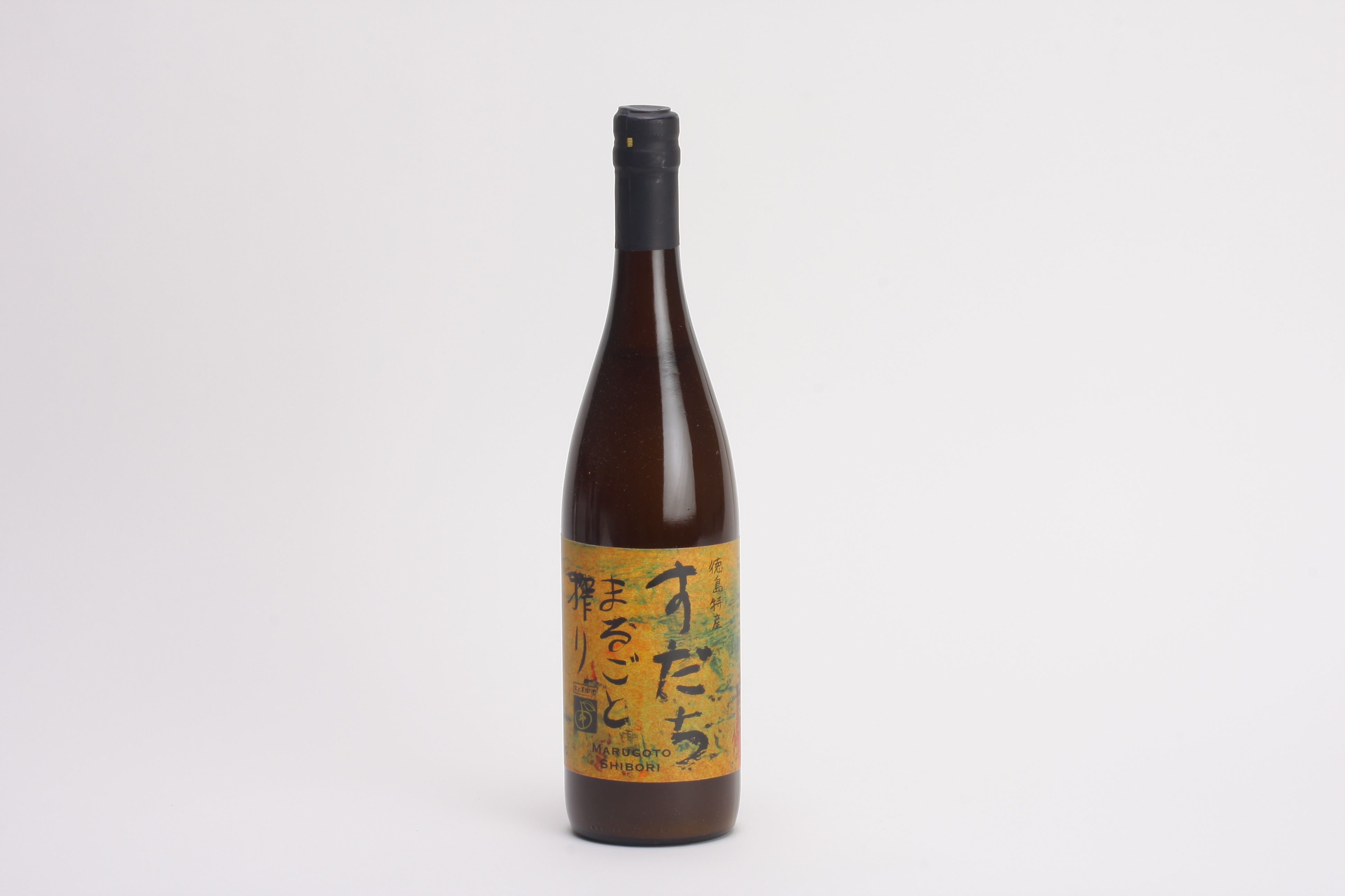 Mikuni Wild Harvest: Yuzu Juice, Marugoto Shibori / 750ml